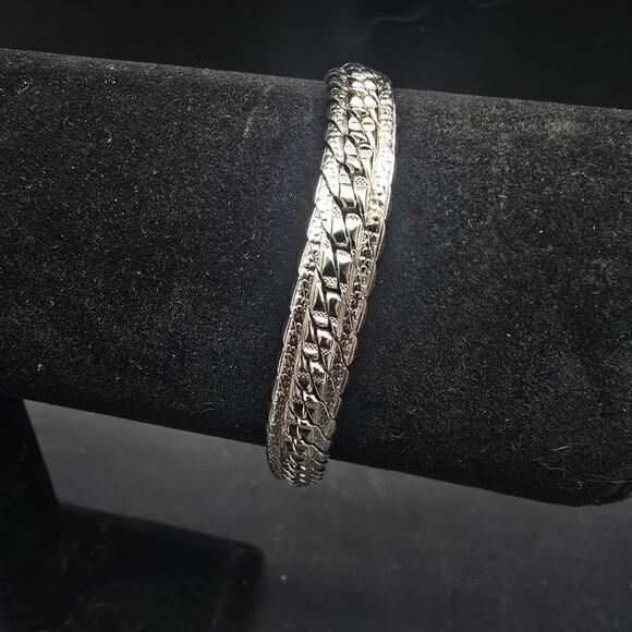 Jeray | Jewelry | Vintage Jeray Silver Tone Bracelet Chain Costume ...